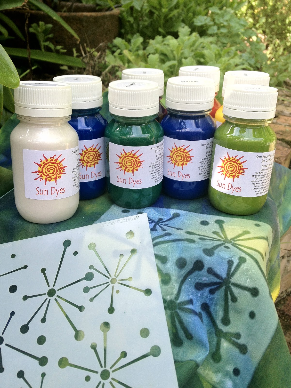 Dyed and Gone to Heaven: Sun Printing