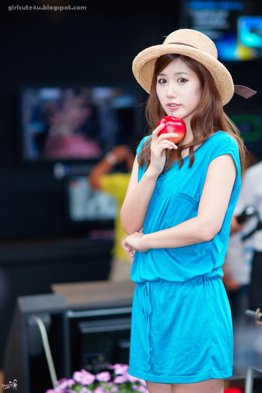 Song Jina - KOBA 2011 [part 2] - Cute Asian Girls