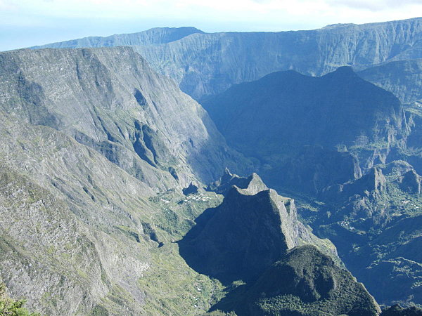 Île de La Réunion: Le piton Maido pour sa vue imprenable sur Salazie