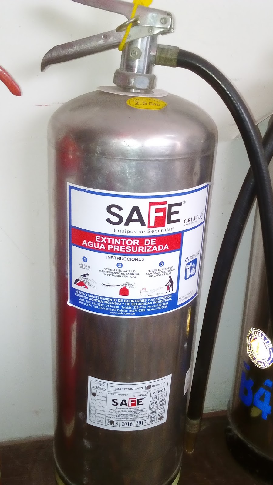 Arquitectura y Su Vida : CLASE DE FUEGOS Y EXTINTORES PARA APAGAR INCENDIOS