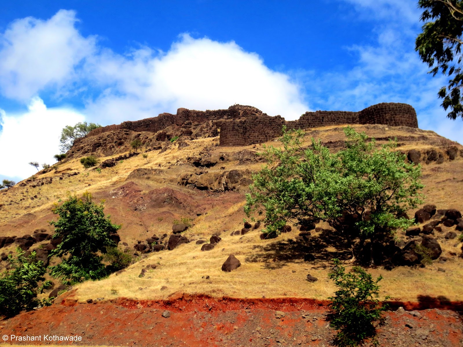 Prashant Kothawade's blogs: Varugad - A Picturesque Hike