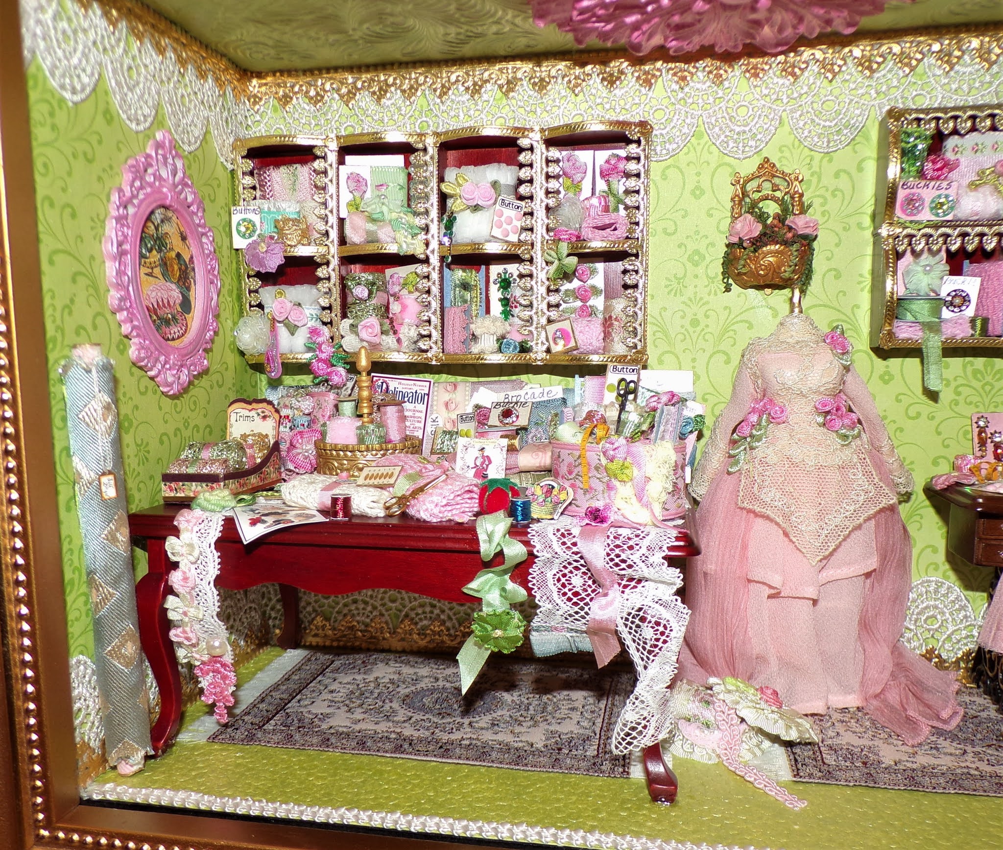 DEBBIE-DABBLE BLOG: A True Work of Art....My Craft Room Miniature Room Box