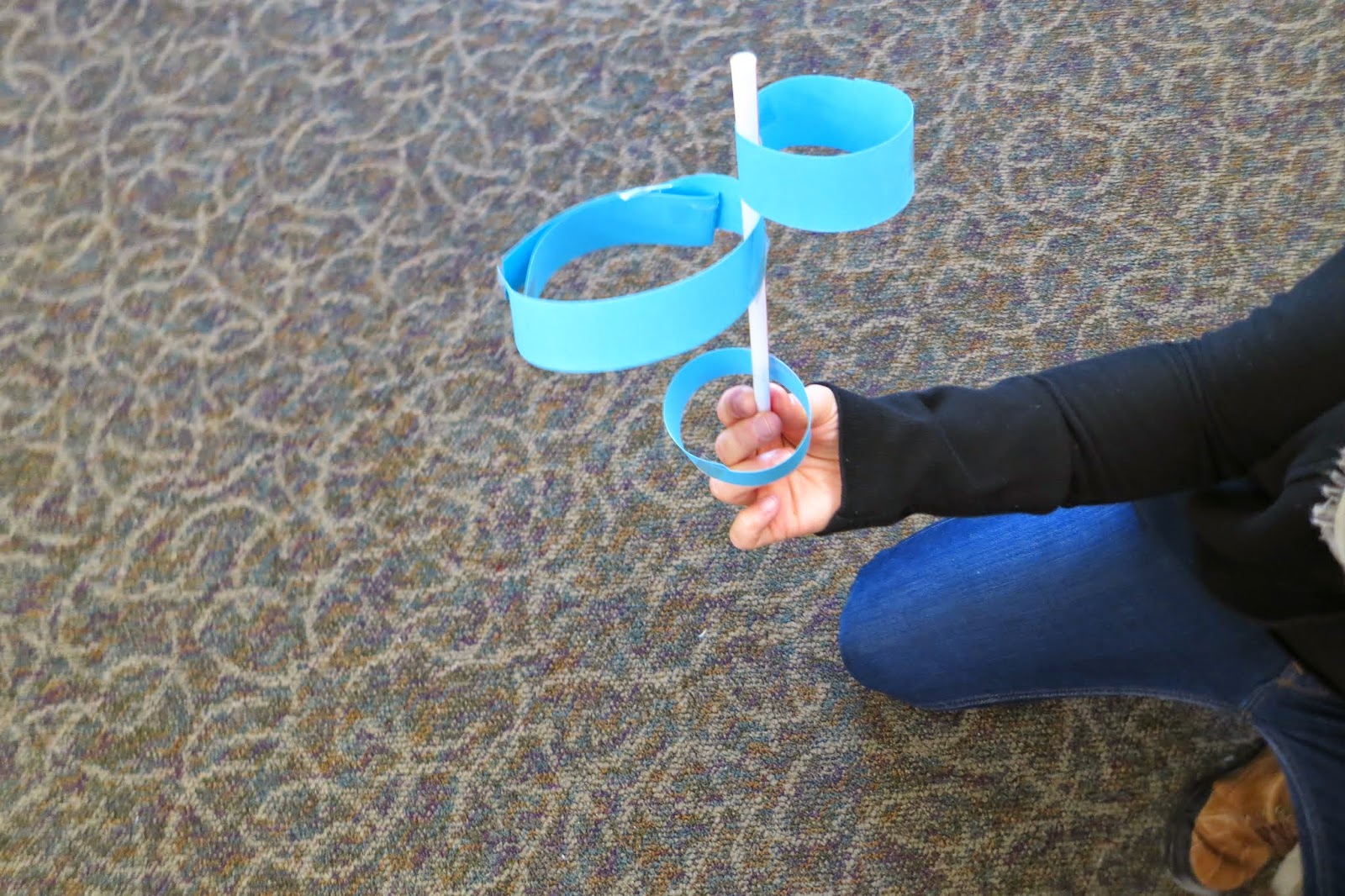 WonderWorks: Straw Flyers : library makers