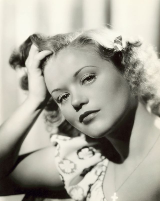 Simone Simon: One of the Most Brilliant Stars of the French Cinema in ...