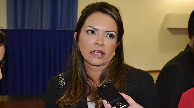 Virginia Mendes se destaca com estilo romântico e autêntica ~ MT Em Tempo Real