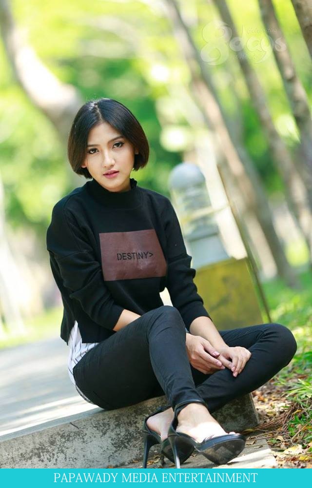 M Seng Lu Features For 8 Days Journal Cover