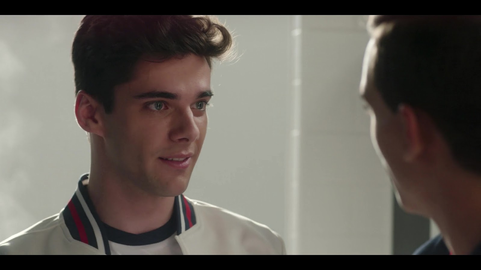 ausCAPS: Miguel Herrán and Álvaro Rico shirtless in Elite 1-05 "Todos ...