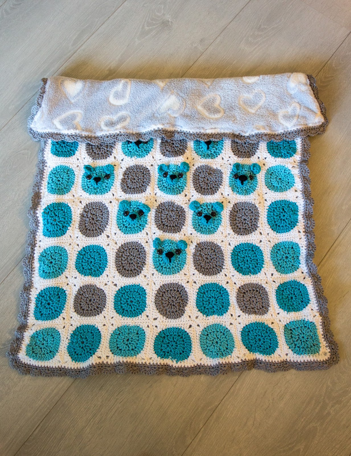 Koukutukset : Vauvan peitto viimein valmis!