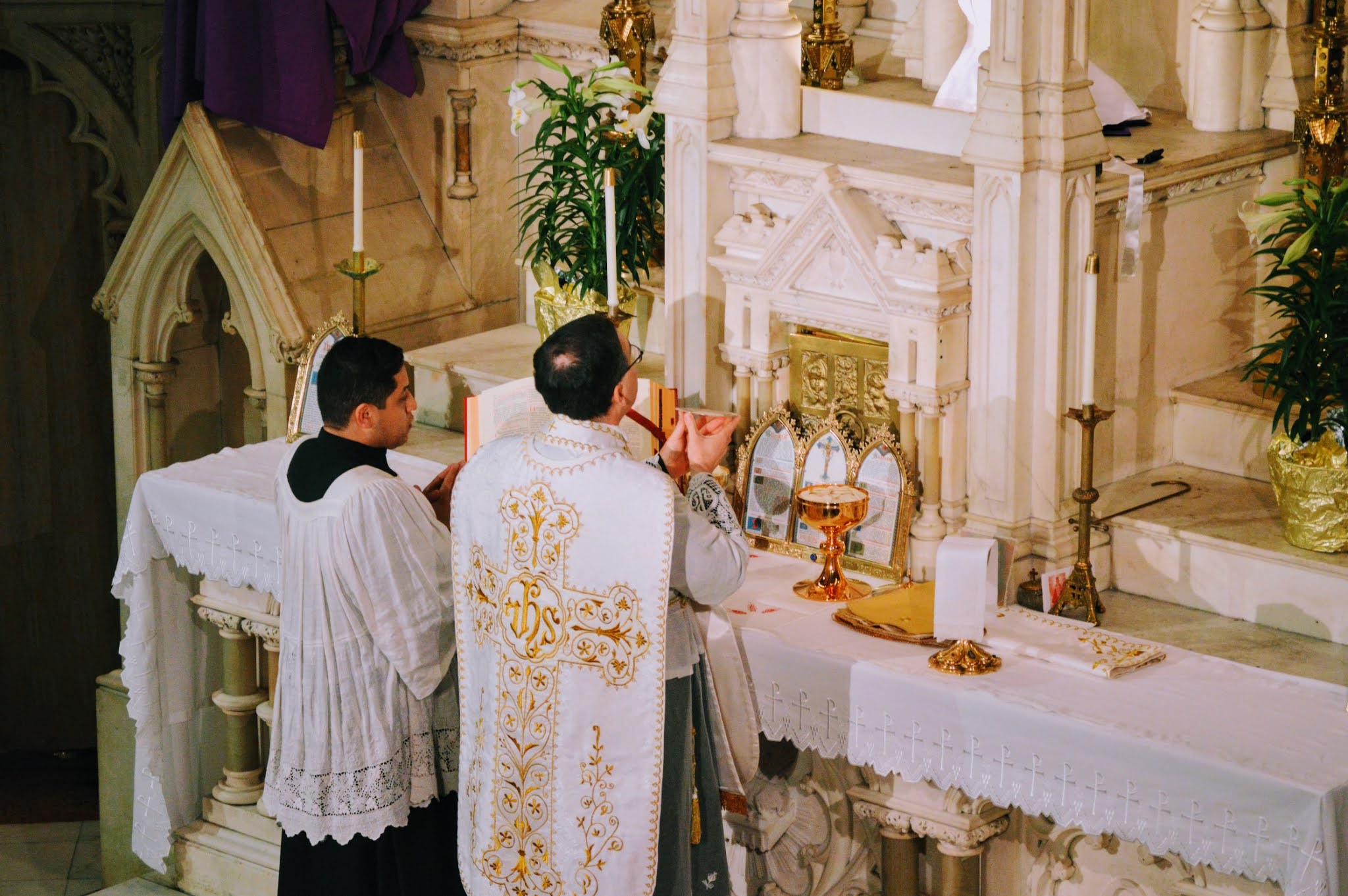 New Liturgical Movement: Holy Thursday 2021 Photopost (Part 2)