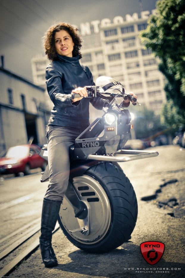 News: Self-Balancing Single Wheel Electric Motorcycle