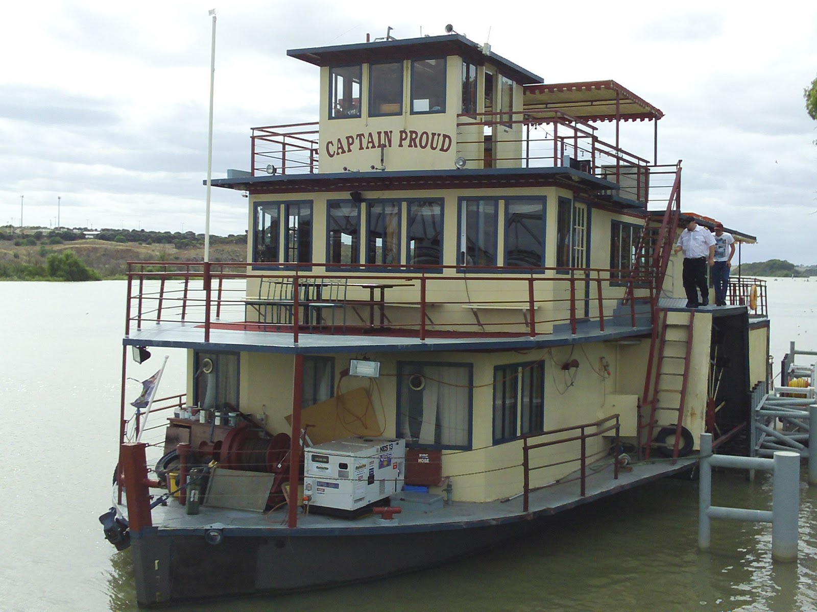 Captain Proud Paddle Steamer, Murray Bridge, South Australia