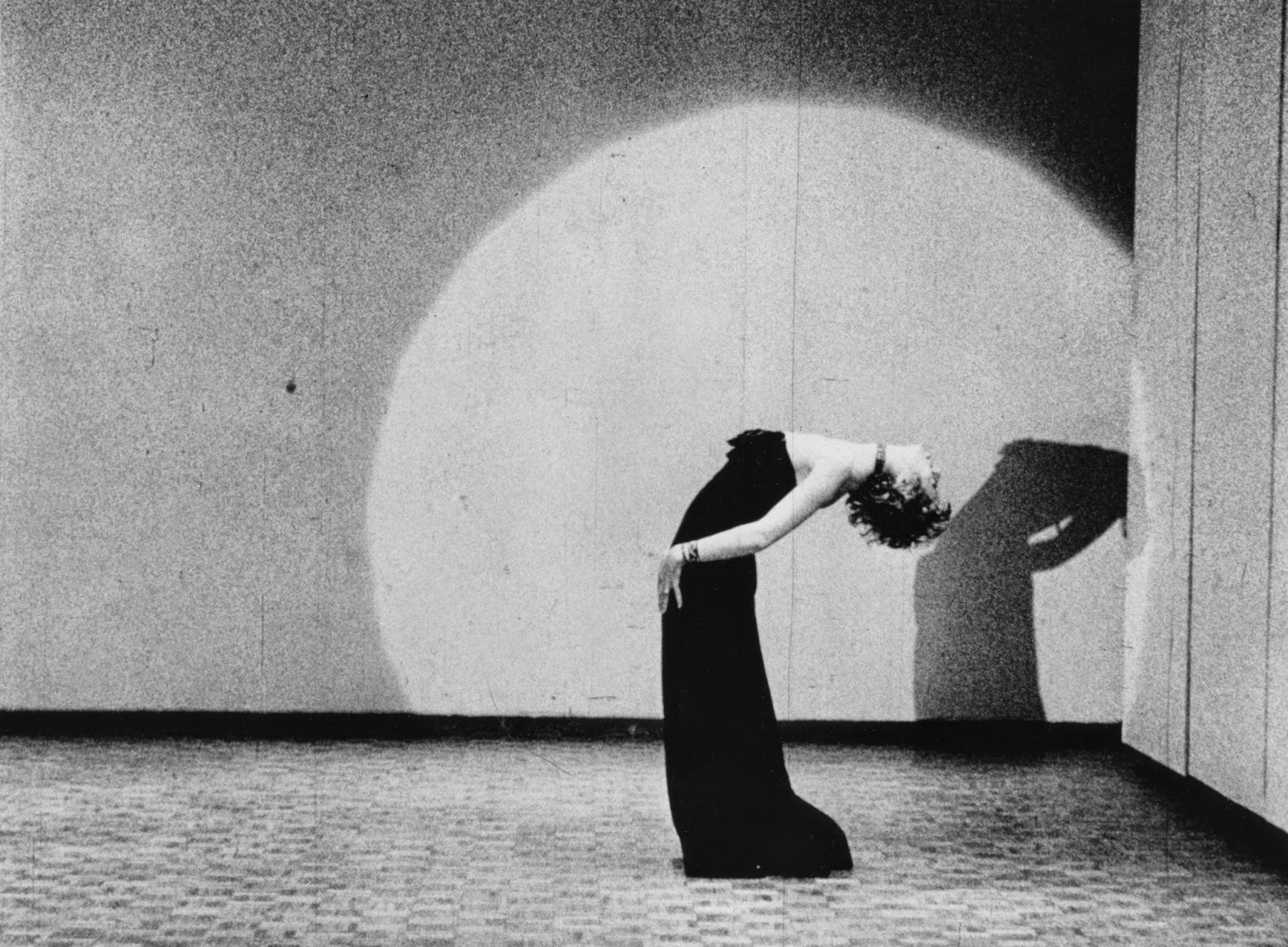 Espaces Magnétiques: Danse & cinéma - Yvonne Rainer à Paris