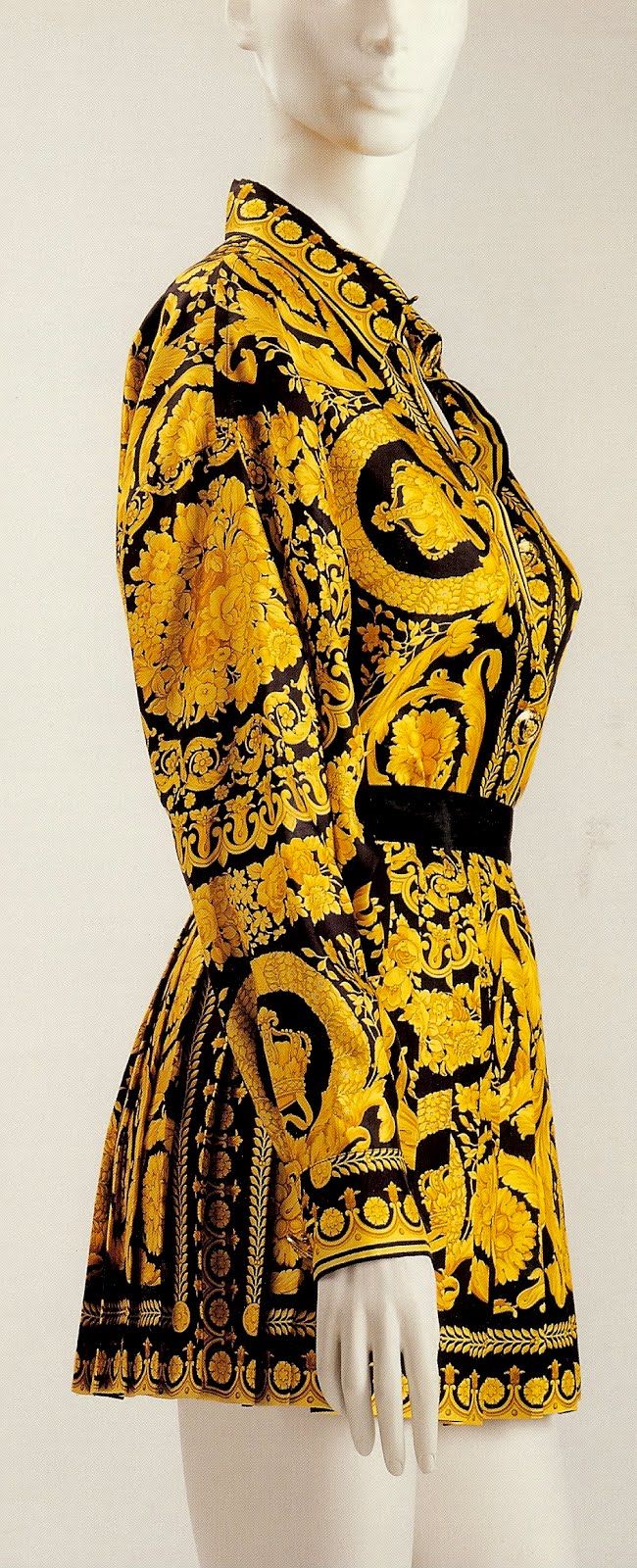 Art Quill Studio: Versace – Retrospective 1982-1997Wearable ArtMarie ...