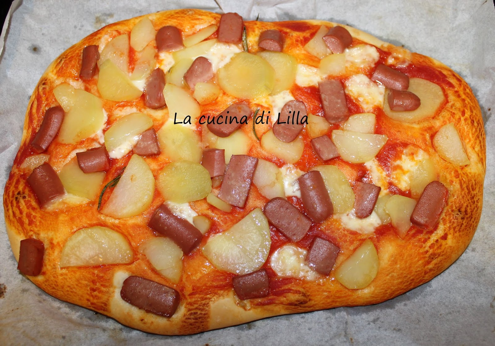 Pizza: Pizza Wurstel e patate