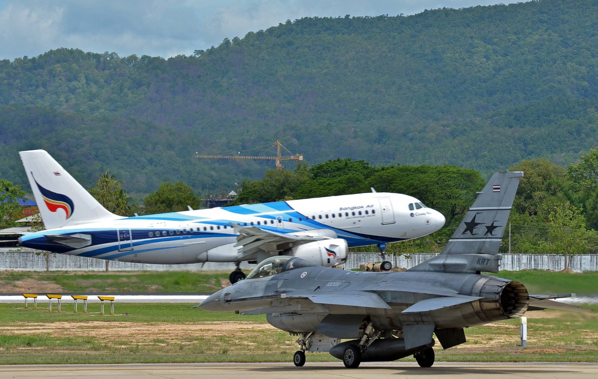 THAIDEFENSE-NEWS: RTAF F-16A/B/ADF Photo Gallery