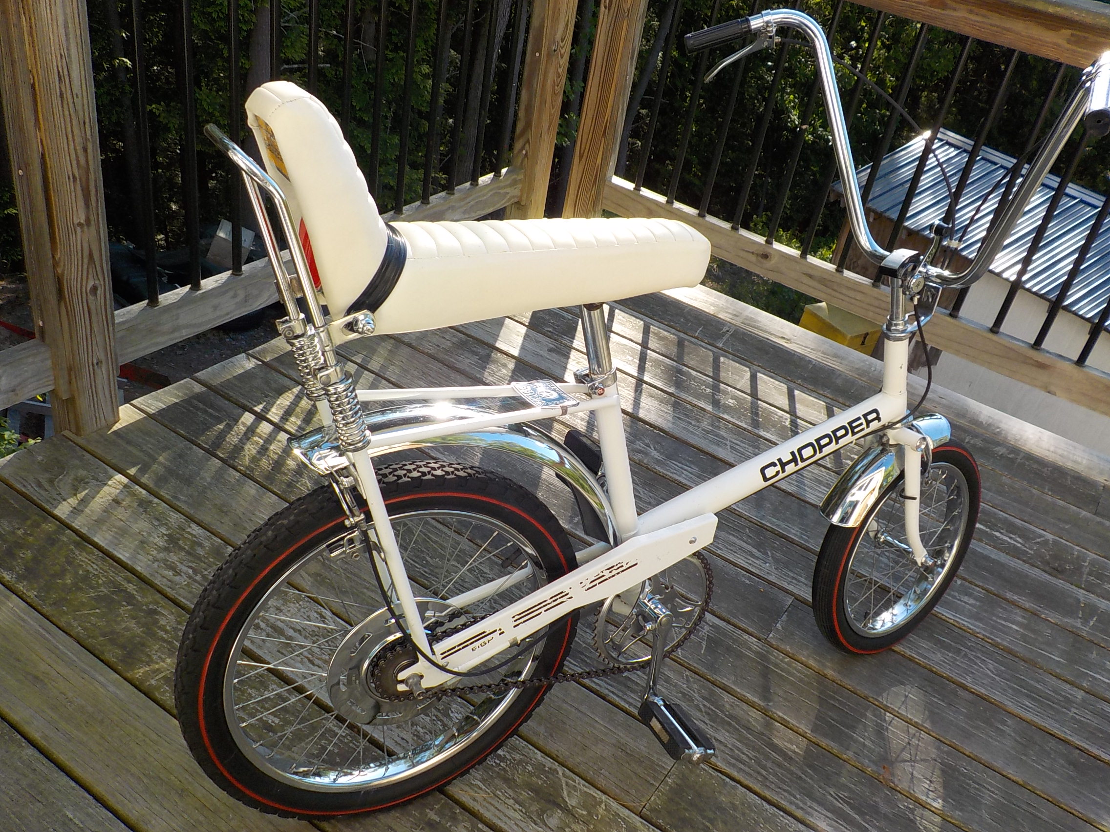 the raleigh chopper blog steve: 1971 WHITE GIRLY CHOPPER