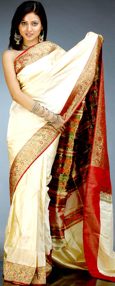 LA GUARIDA DE BAM: El Sari