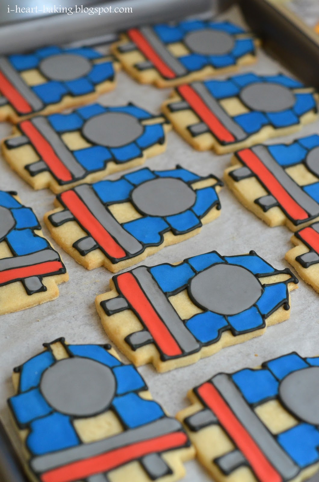 i heart baking!: thomas the train cookies