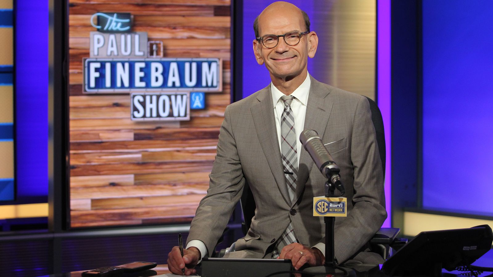 Media Confidential: ESPN Signs Paul Finebaum To Multi-Year Deal Media Confidential: ESPN Signs Paul Finebaum To Multi-Year Deal