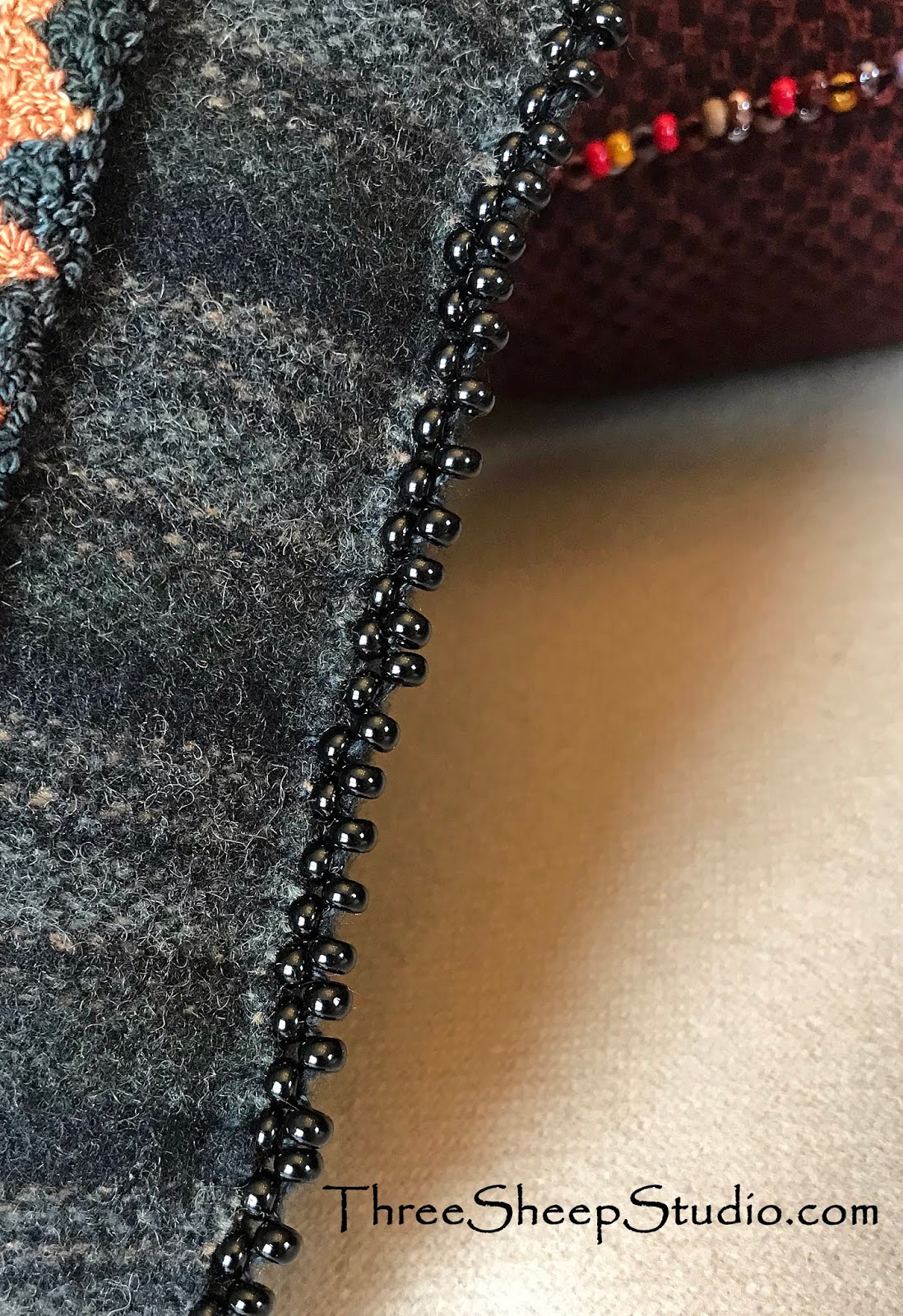 Three Sheep Studio: Beaded Picot Edging...