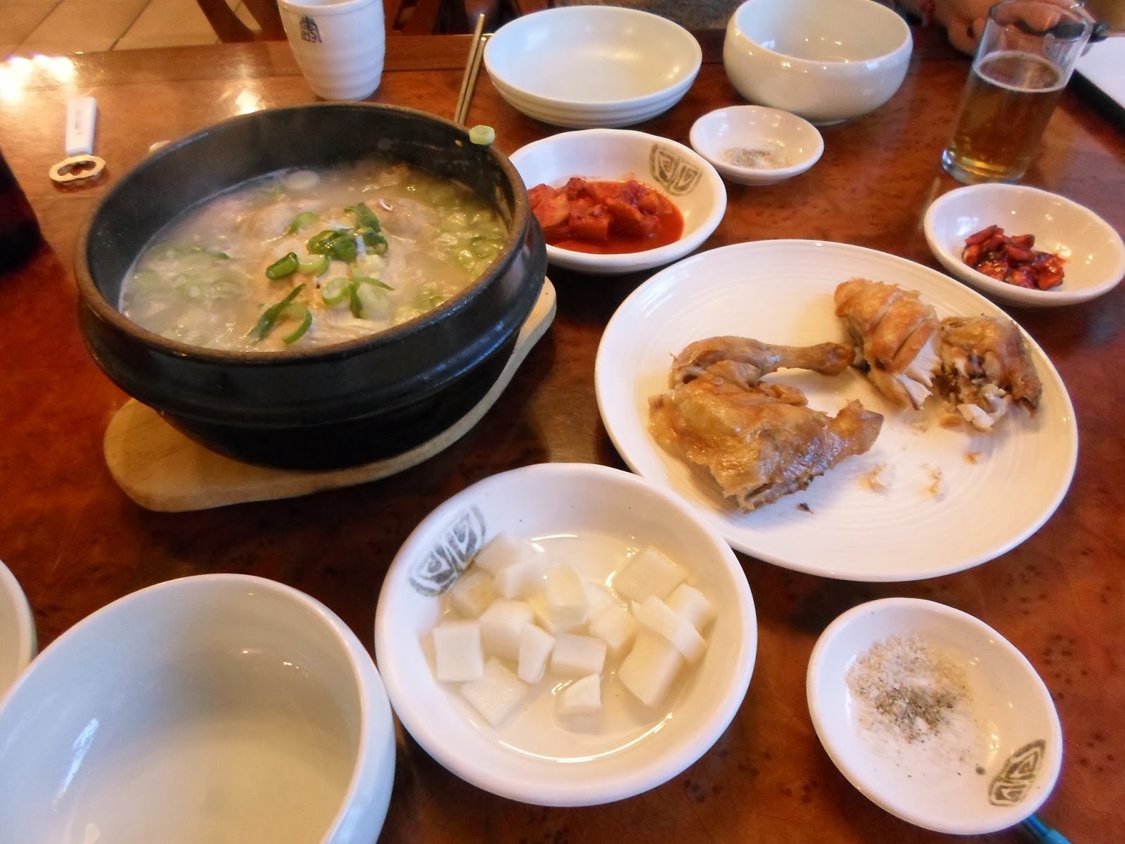 ROKin' Daegu Restaurants: Samgyaetang and Electrocuted Chicken