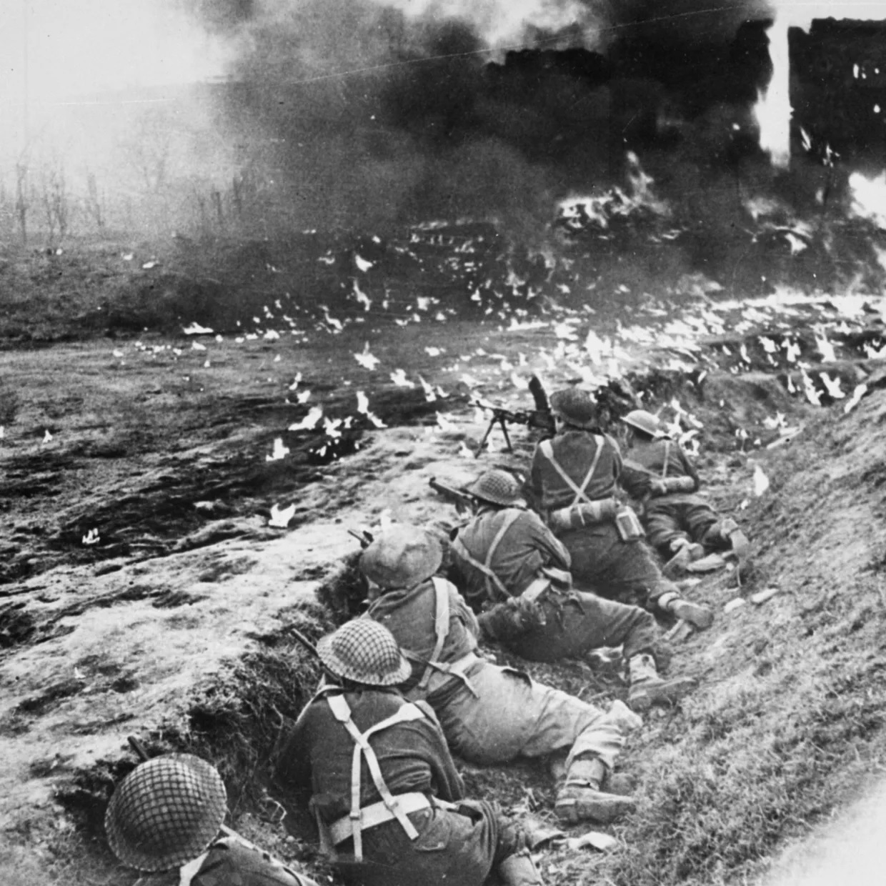1944. War Correspondents on the Battle of Arnhem
