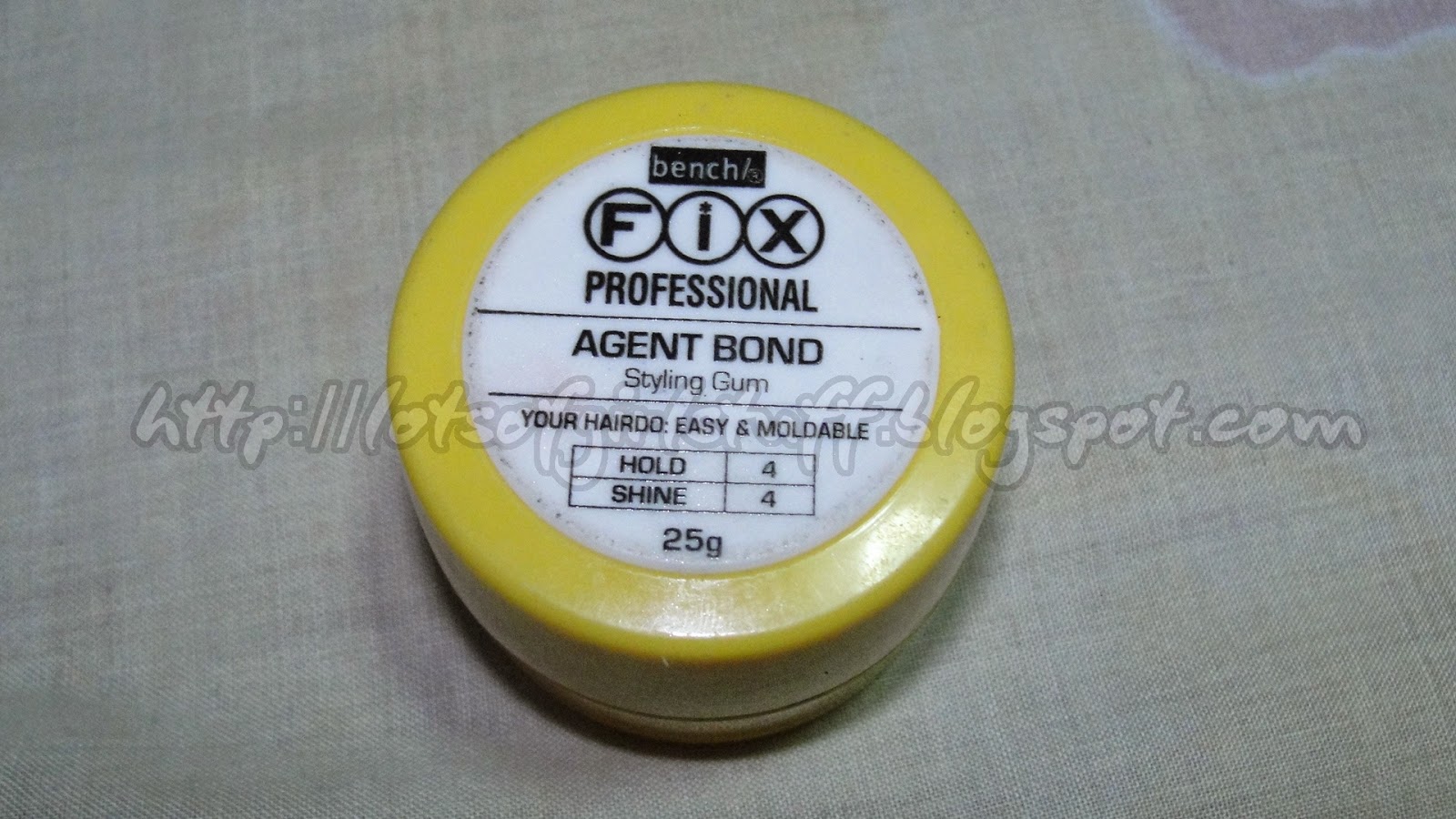 Lots of Girl Stuff: Bench Fix Styling Gum: Review