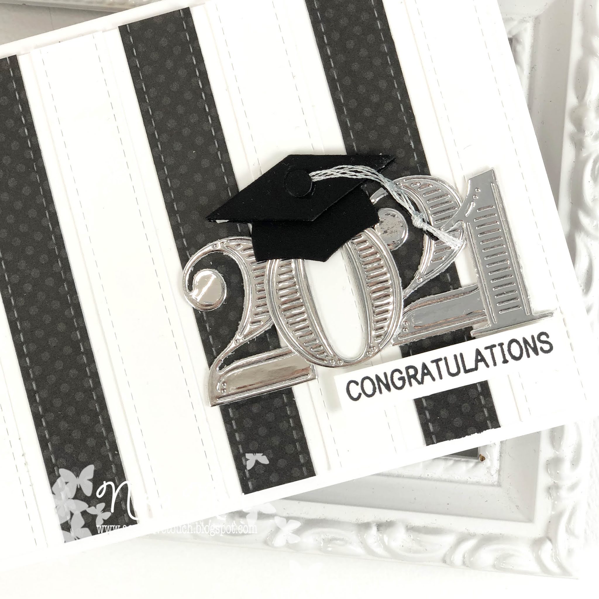 A Creative Touch: Graduation Cards in August??