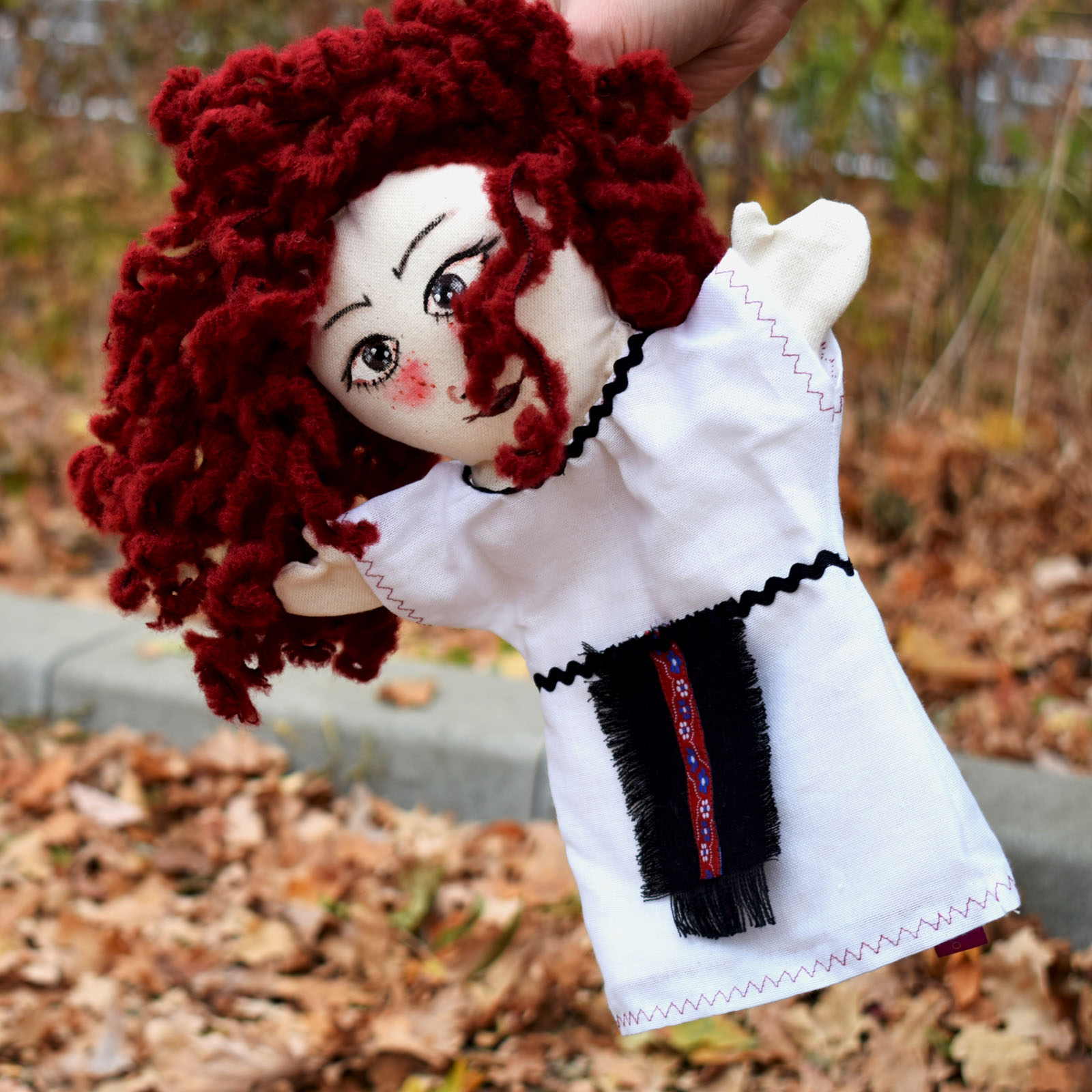 Concurs!Castiga un set de papusi handmade .Papusi pentru citit povesti!