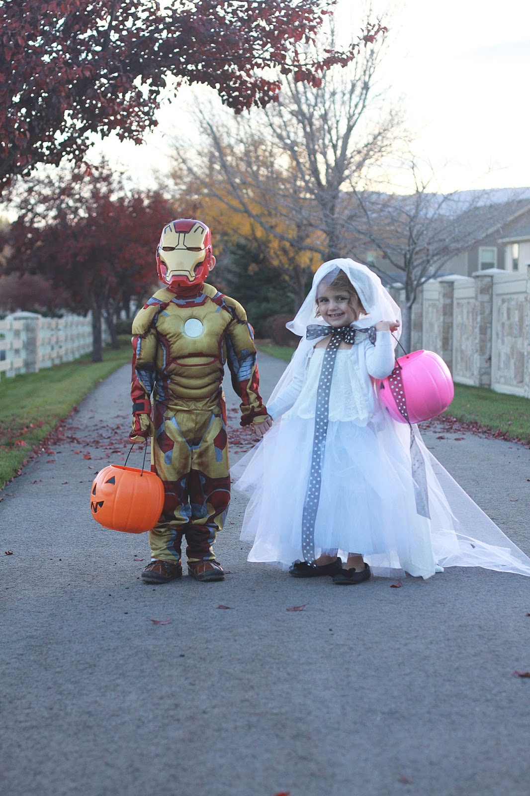 do it yourself divas: DIY Ghost Costume do it yourself divas: DIY Ghost Costume