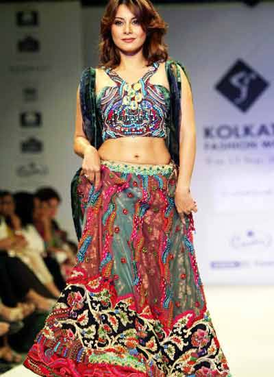 Kolkata Fashion Week - Ye Kya Chutiyapa Hai