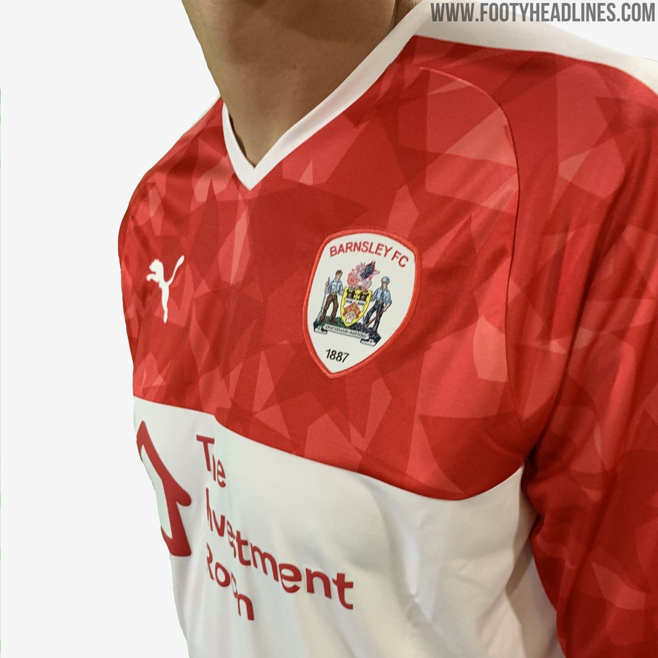Barnsley 19-20 'Throwback' Third Kit Released - Footy Headlines