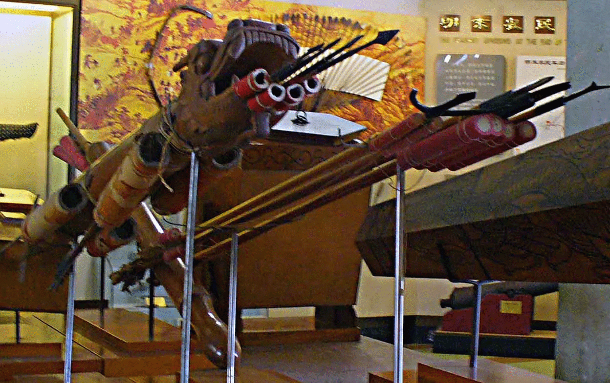 At Dawn, Look to the East (Anglia Hobbit Community): CJ's "More will ...