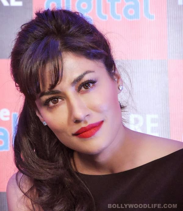 MASTI MASAALA: Black beauty: Chitrangda Singh looks hot at Filmfare’s ...