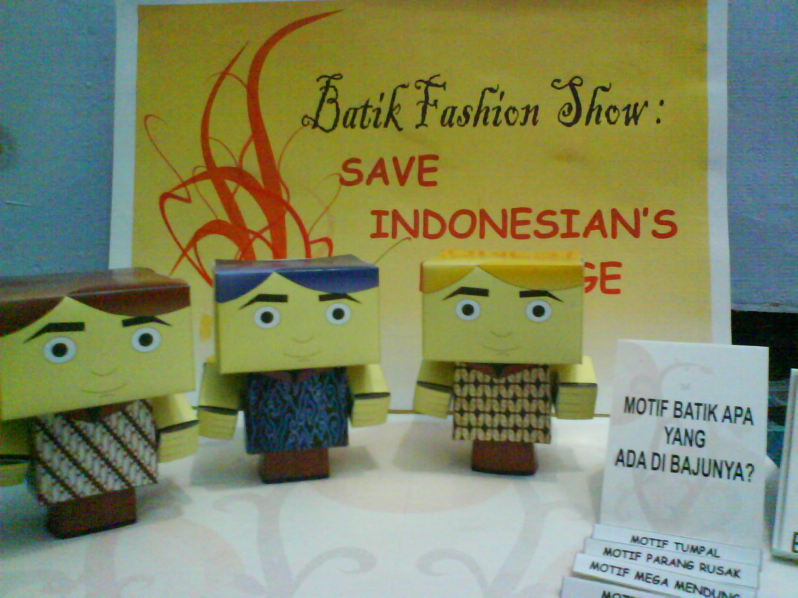 TarupalaVisualArt: Batik Papercraft