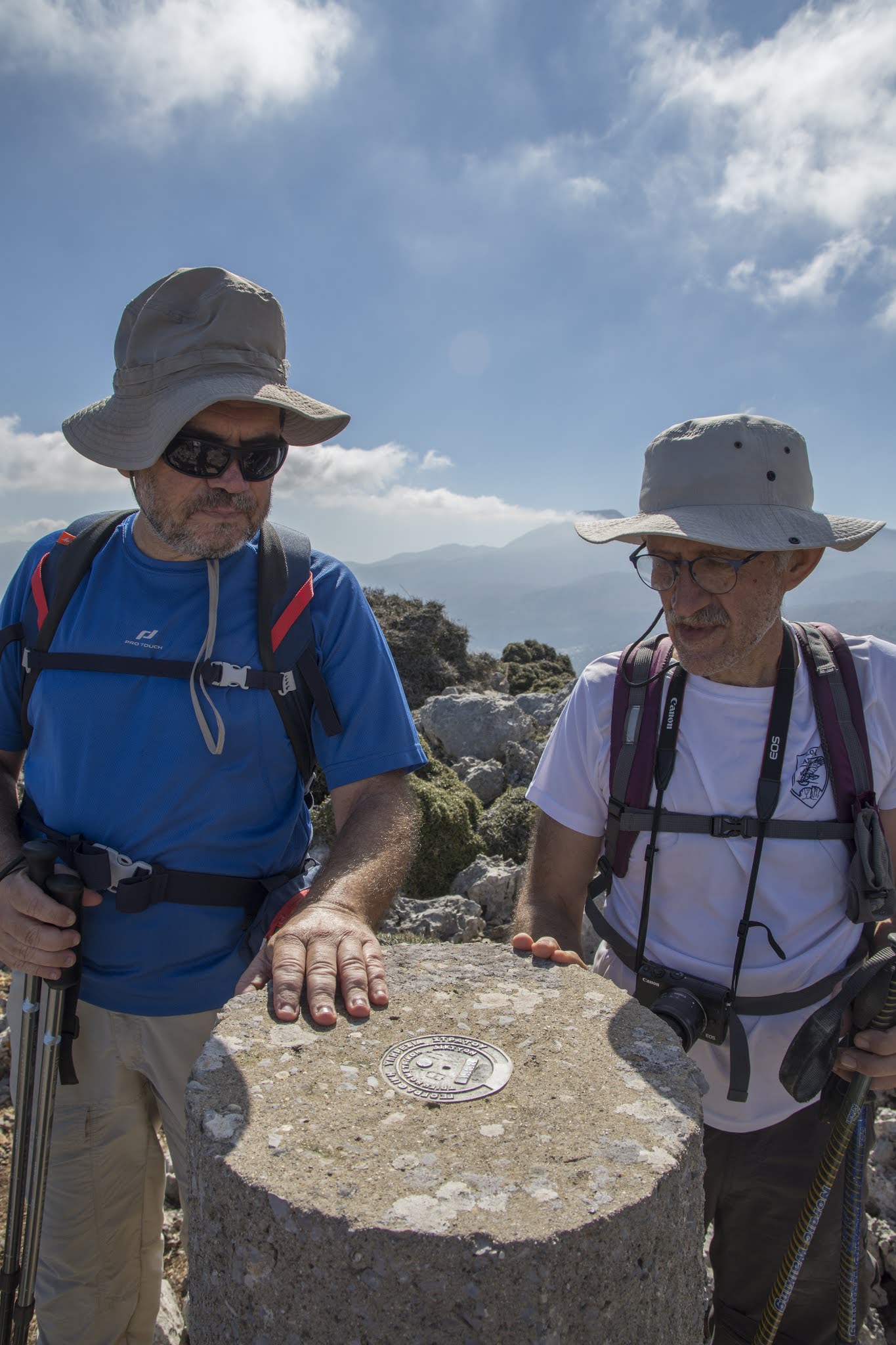 EXPLORE MOUNTAINS: ΚΟΡΥΦΗ ΣΚΛΟΚΑ (ΟΡΟΠΕΔΙΟ ΛΑΣΙΘΙΟΥ) 1298μ.