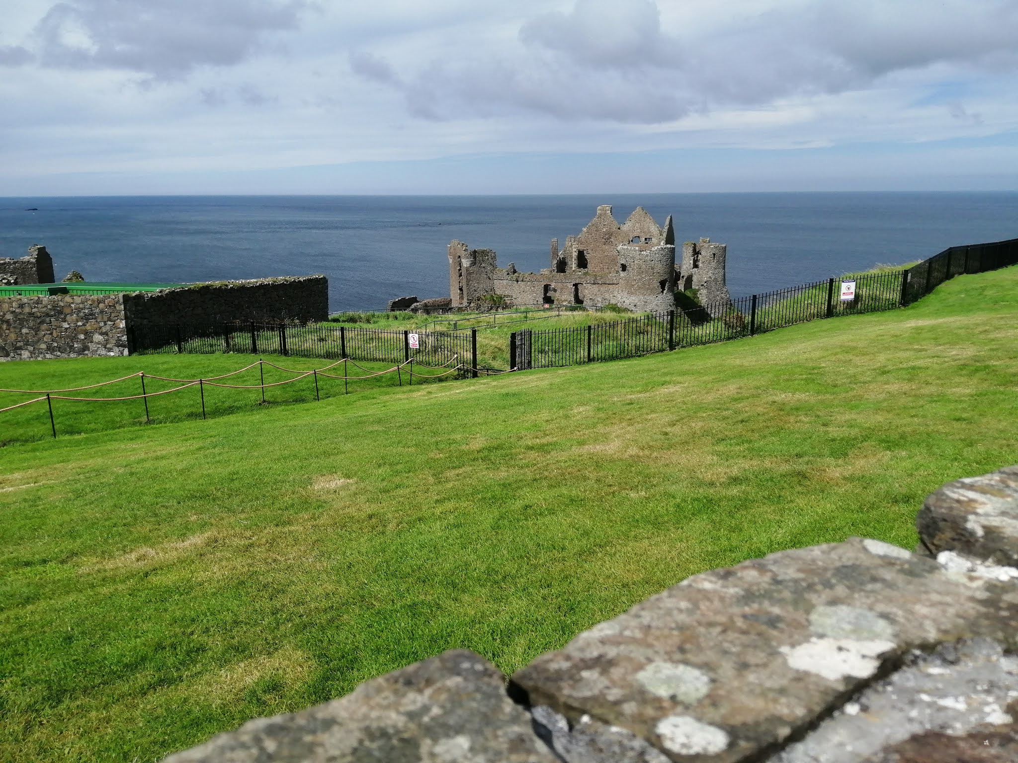 Sam's Ramblings : Dunluce Castle - Romanticism, Legend, History and ...