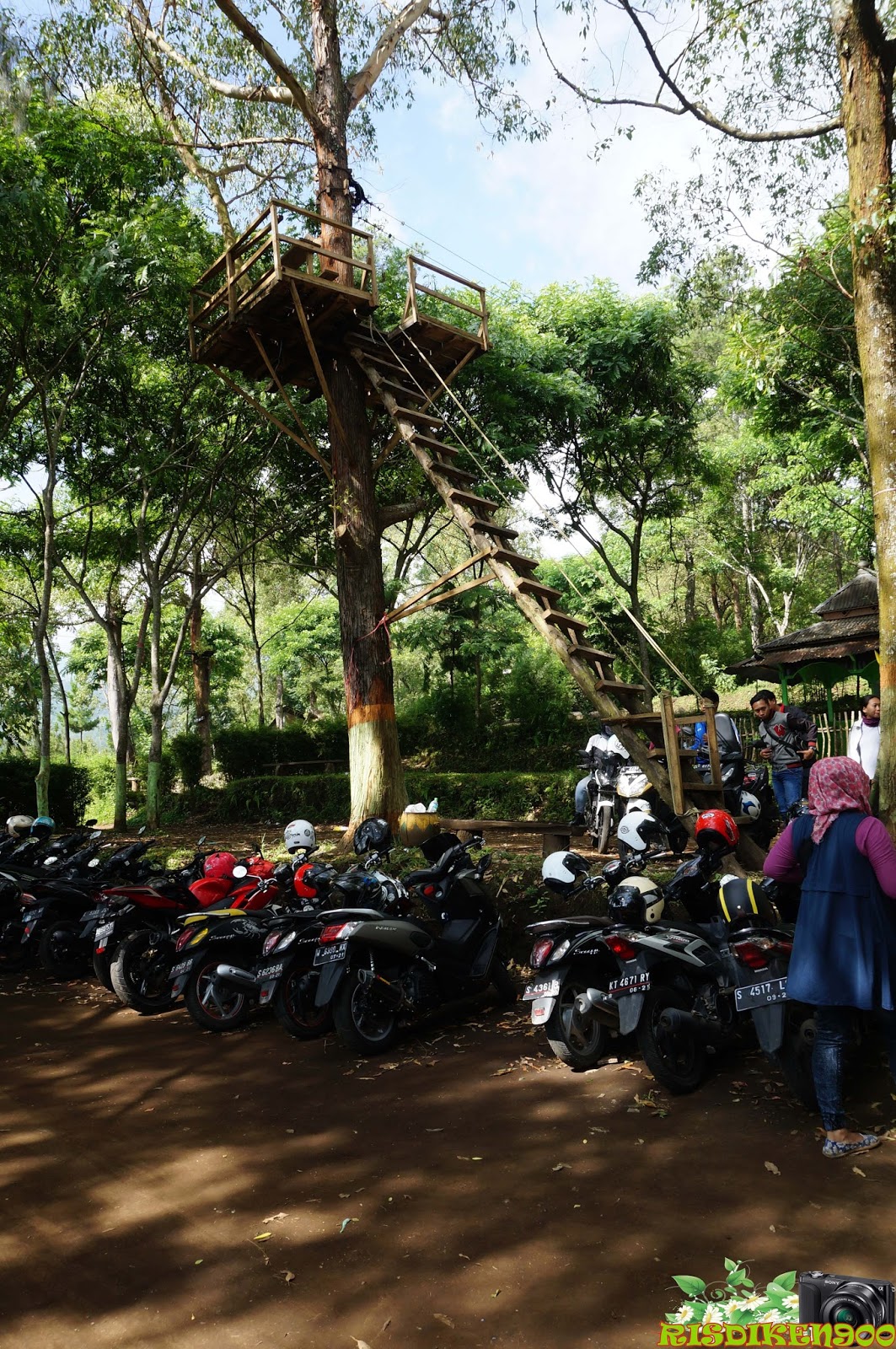 Perjalananku: Air Terjun Coban Rais