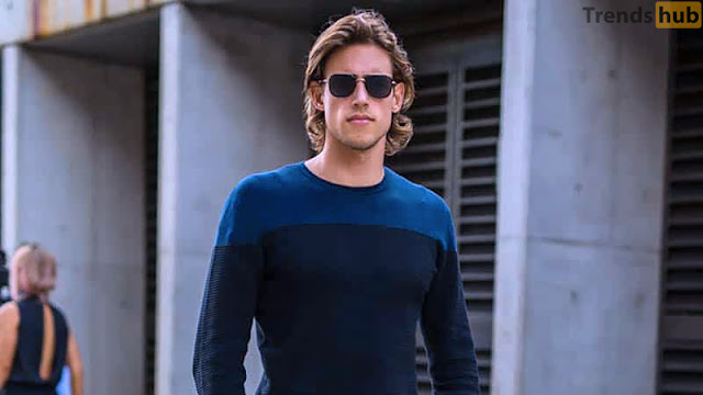 10 COOLEST BRO FLOW HAIRSTYLES FOR MEN