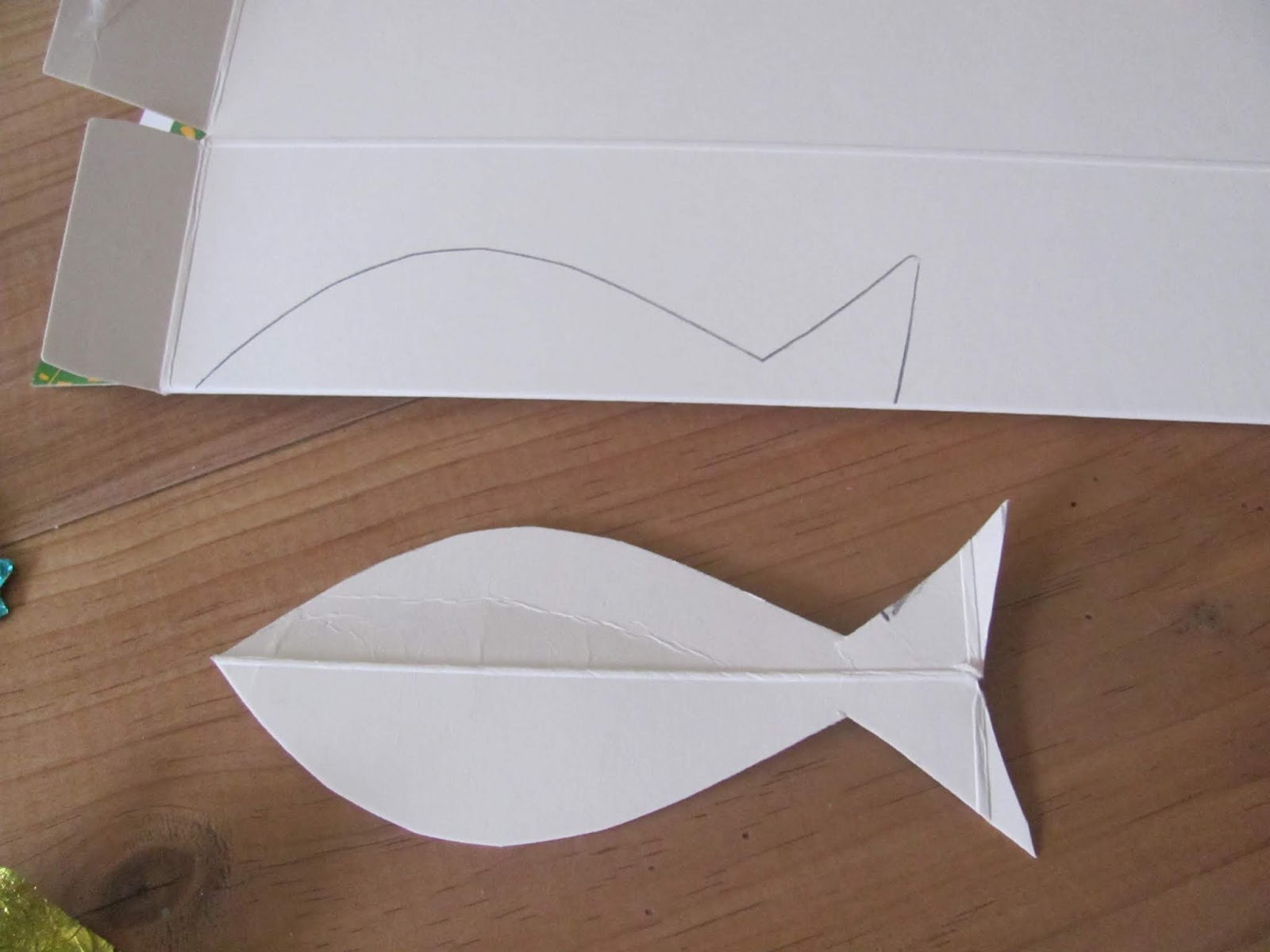 Jumble Tree: Rainbow foil fish - Easy Easter craft