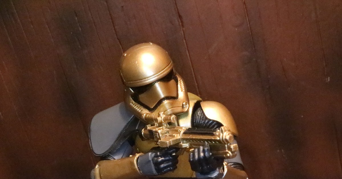 Action Figure Barbecue: Action Figure Review: Commander Pyre from Star ...