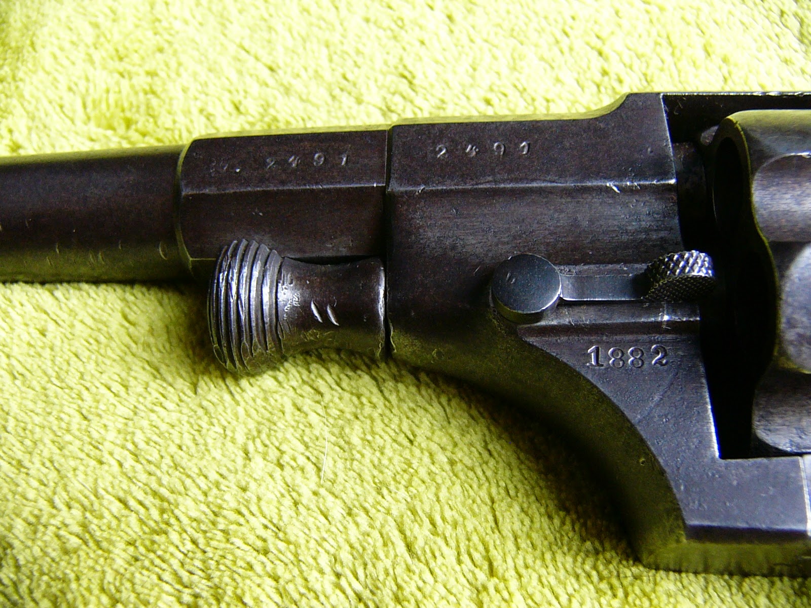 Sbírka historických zbraní: M1879 Reichsrevolver ----------- SOLD prodáno