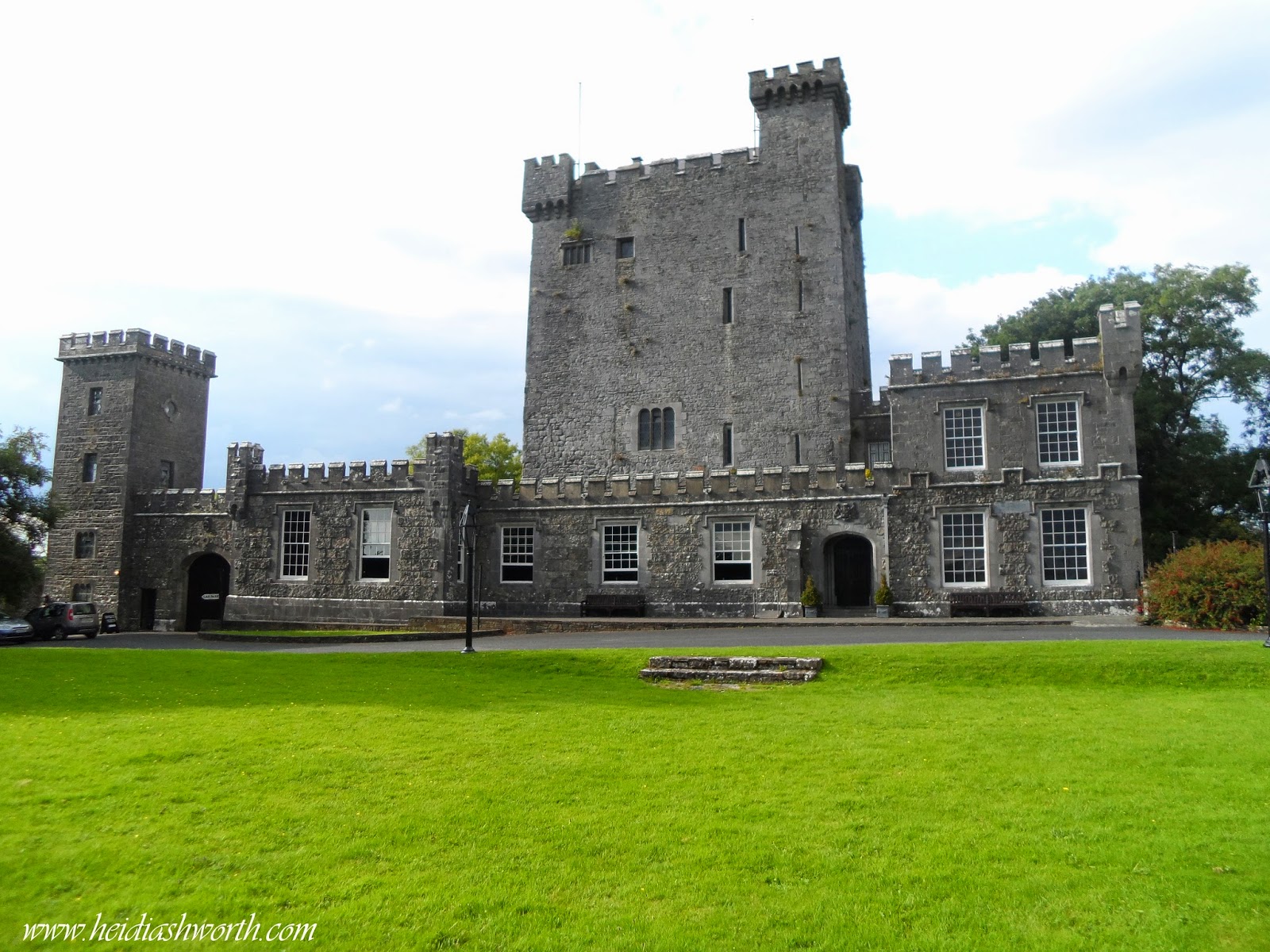 DUNHAVEN PLACE: The Old Ground Hotel and Medieval Dinner at Knappogue ...