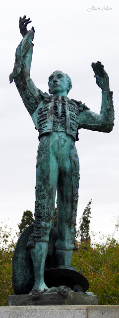 Conmemorativos en Madrid: Monumento 001. A Manuel Rodríguez "Manolete ...