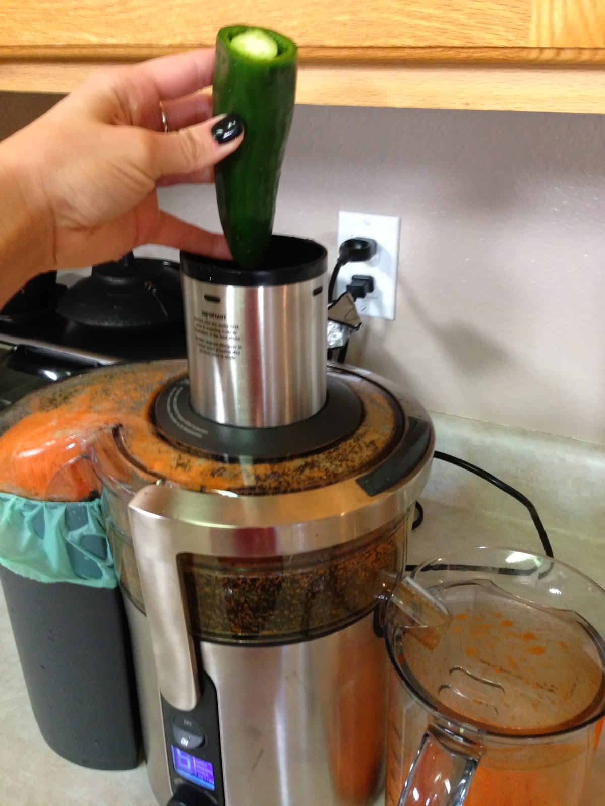 Sparkling from the Inside Out : JUICING 101