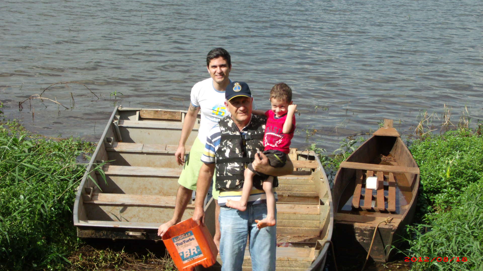 PRODUÇÃO DE TILÁPIAS EM TANQUES REDE DE 06 m3 NA REPRESA CAPIVARA ...