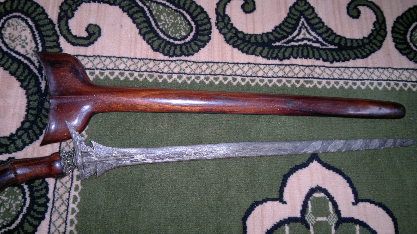 KOLEKSI PUSAKA ALAM: Keris Pamor Besi Pintal