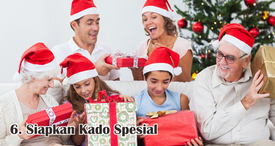 6 Ide Seru Rayakan Natal Dirumah Selama Pandemi | zeropromosi | souvenir barang promosi & grosir ...