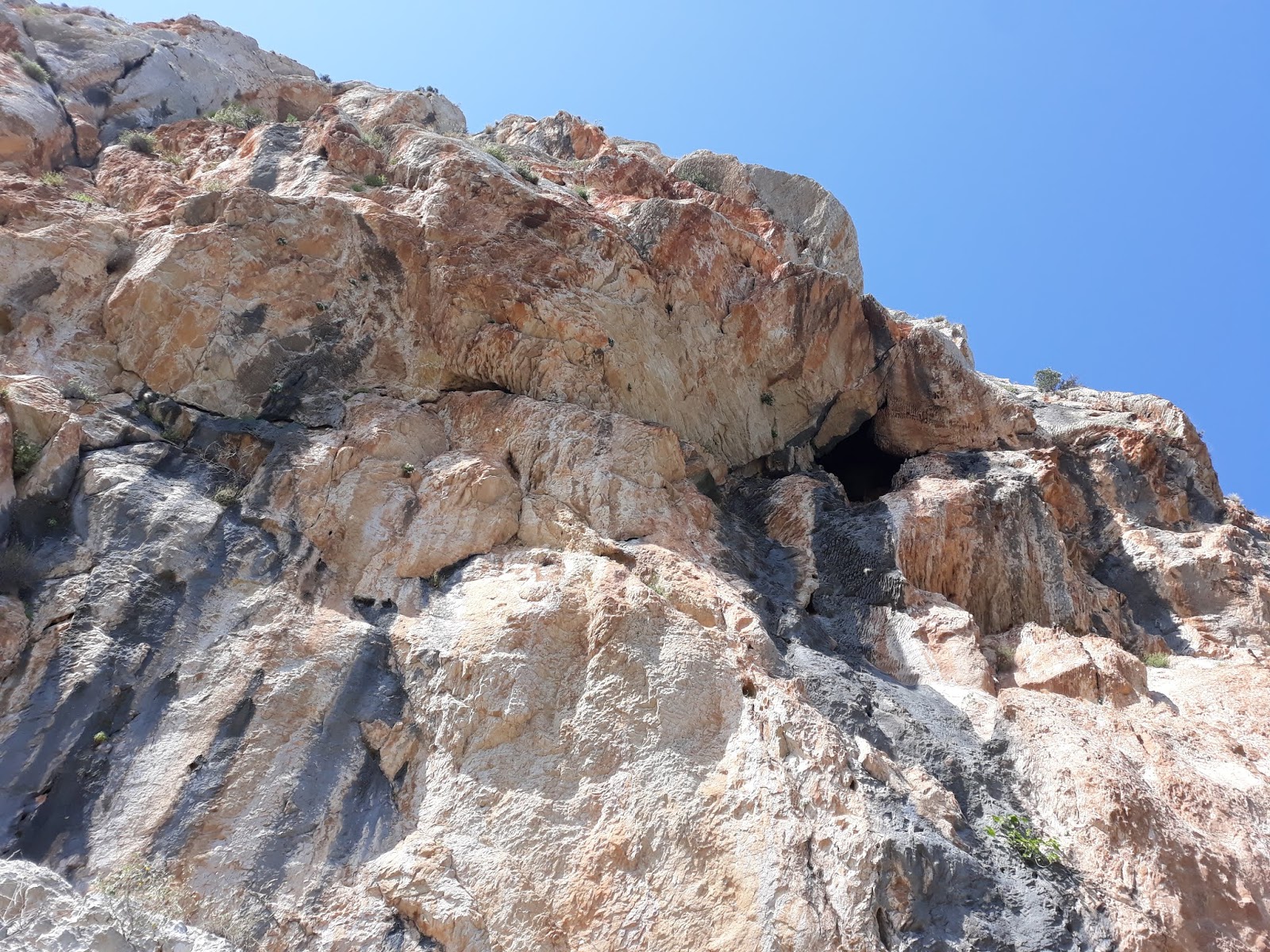 Segària: La Penya Roja, el Morro de les Coves i el SL-CV 161