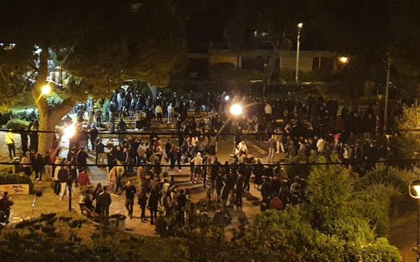 Πολύδροσος Παρνασσού: Η ΠΛΑΤΕΙΑ ΑΪ ΓΙΑΝΝΗ ΣΤΗΝ ΑΓΙΑ ΠΑΡΑΣΚΕΥΗ
